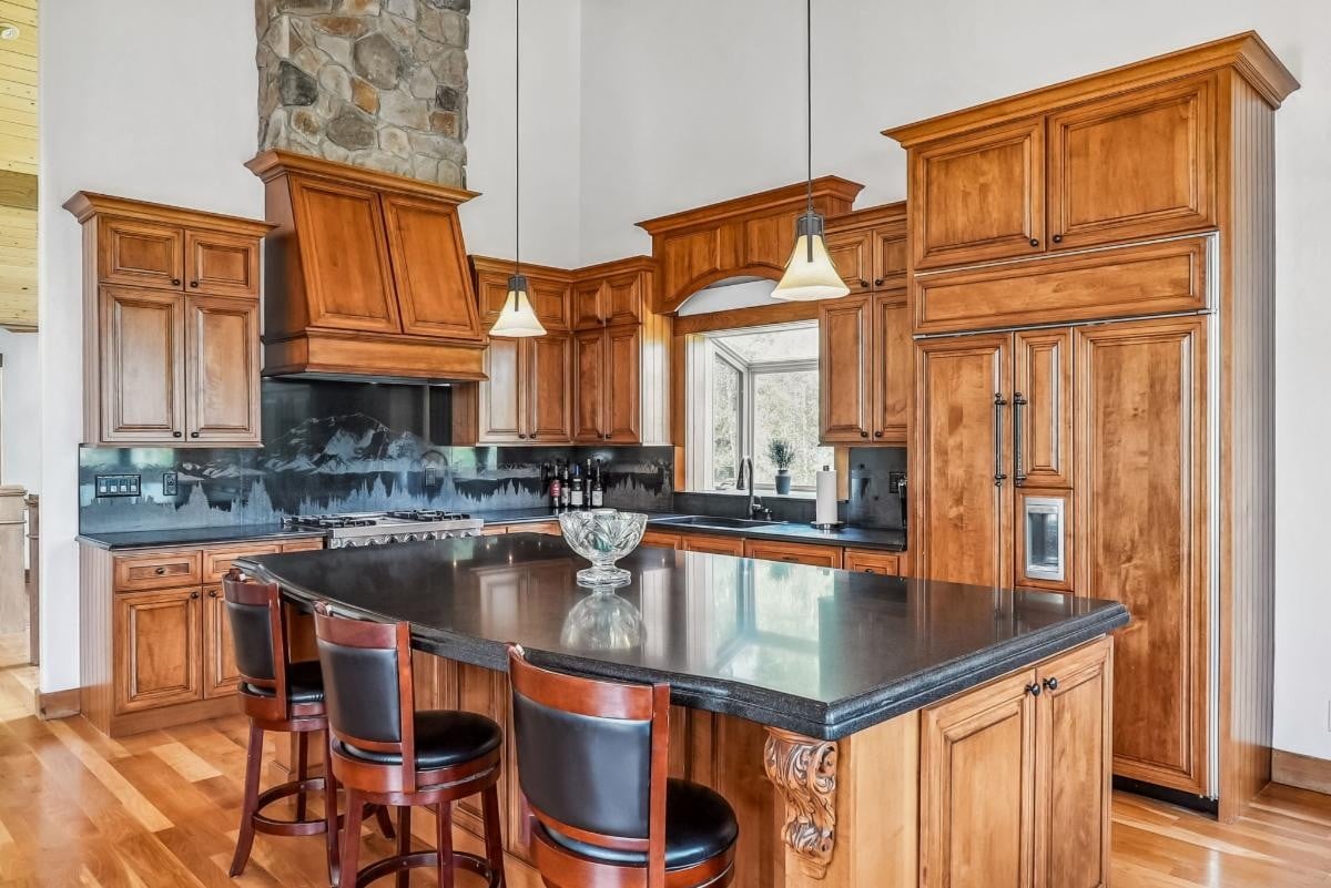 252 Lake View Drive, Silverthorne, CO