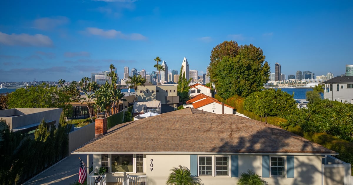 909 1st St, Coronado, CA