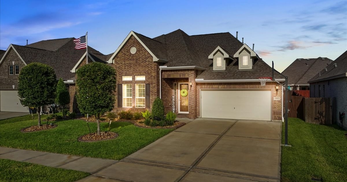 5527 Wyndham Summit Way, Pasadena, TX